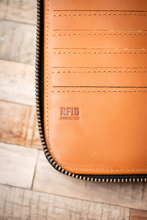 Loctote | Heritage RFID Passport Case - Stealth Black | Anti-theft & secure bags